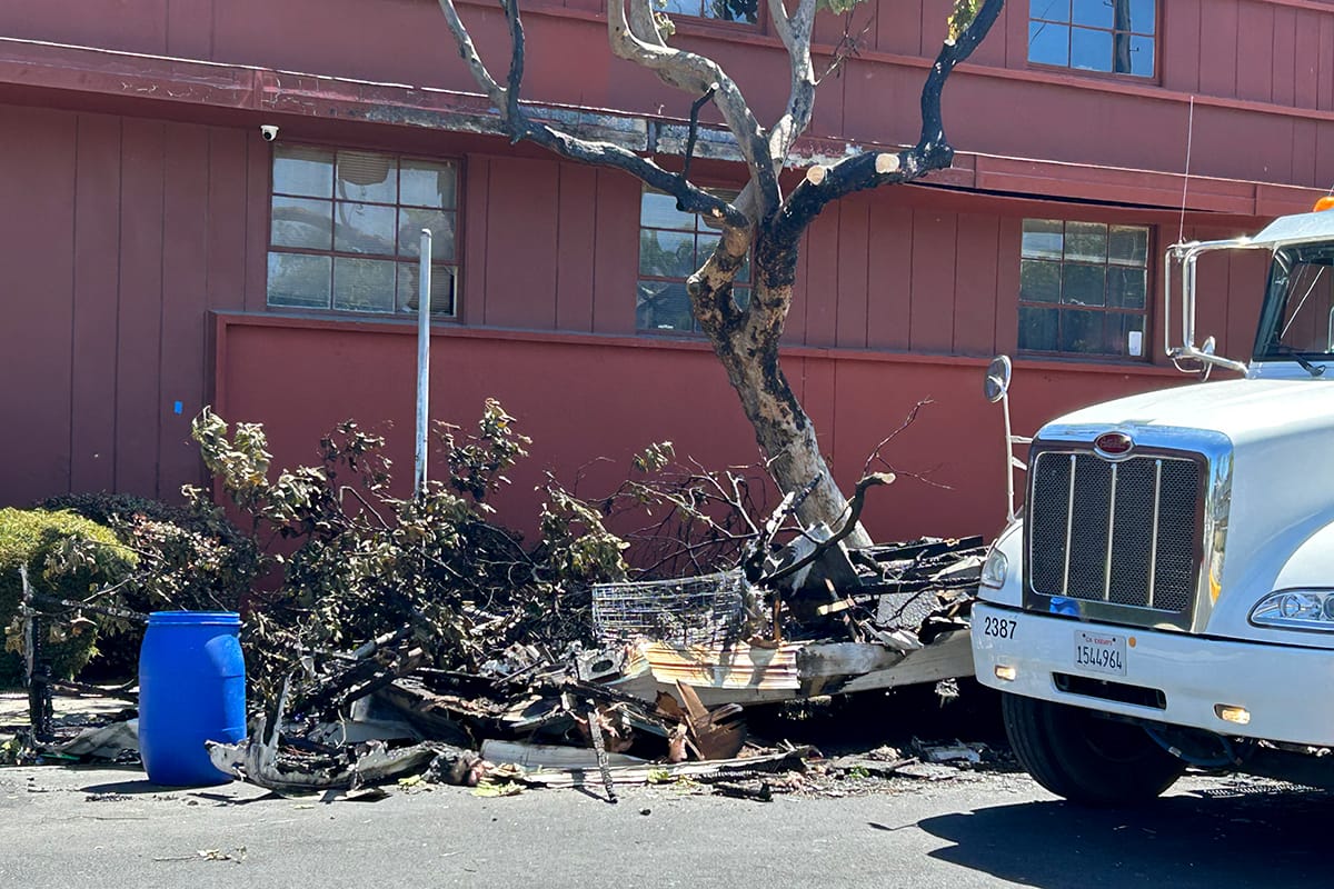 Authorities investigate RV trailer fire in Berkeley